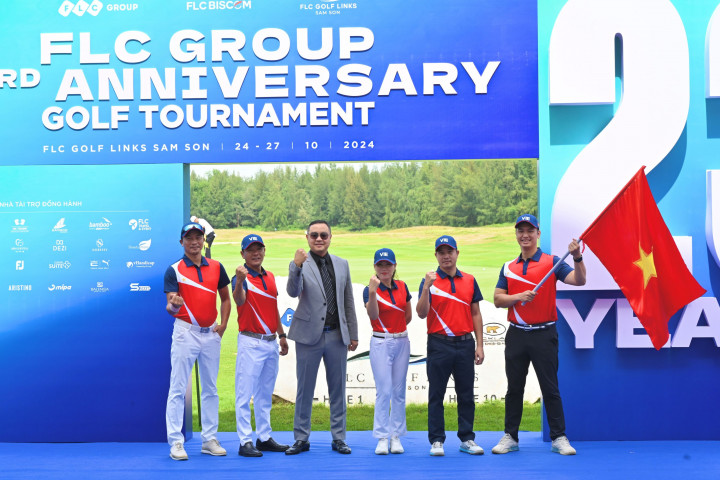 HƠN 1000 GOLFER THAM GIA SĂN TÌM HIO ẤN TƯỢNG TẠI GIẢI GOLF KỶ NIỆM 23 NĂM